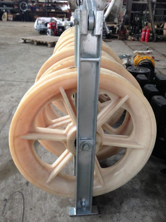 Four Bundled Conductor Pulley Block Section Area Under 630mm2 Line ...