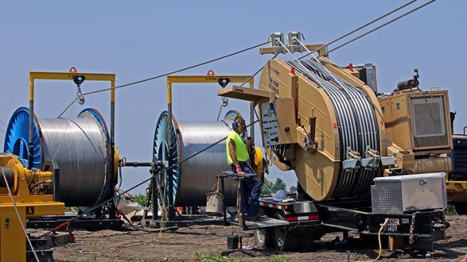 Hydraulic Cable Tensioner 30KN Overhead Transmission conductor ...